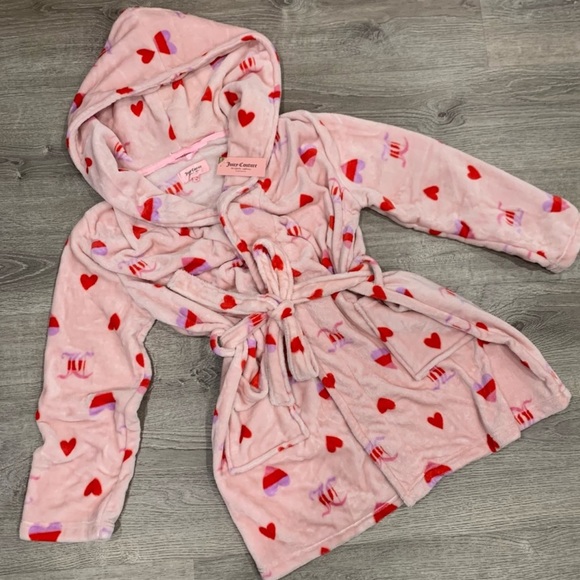 Juicy Couture | Intimates & Sleepwear | Juicy Couture Pink Logo Heart ...